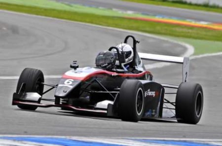 Formel 3 oder Formel 1 Wagen selber fahren? Hier zur Rennstrecke!